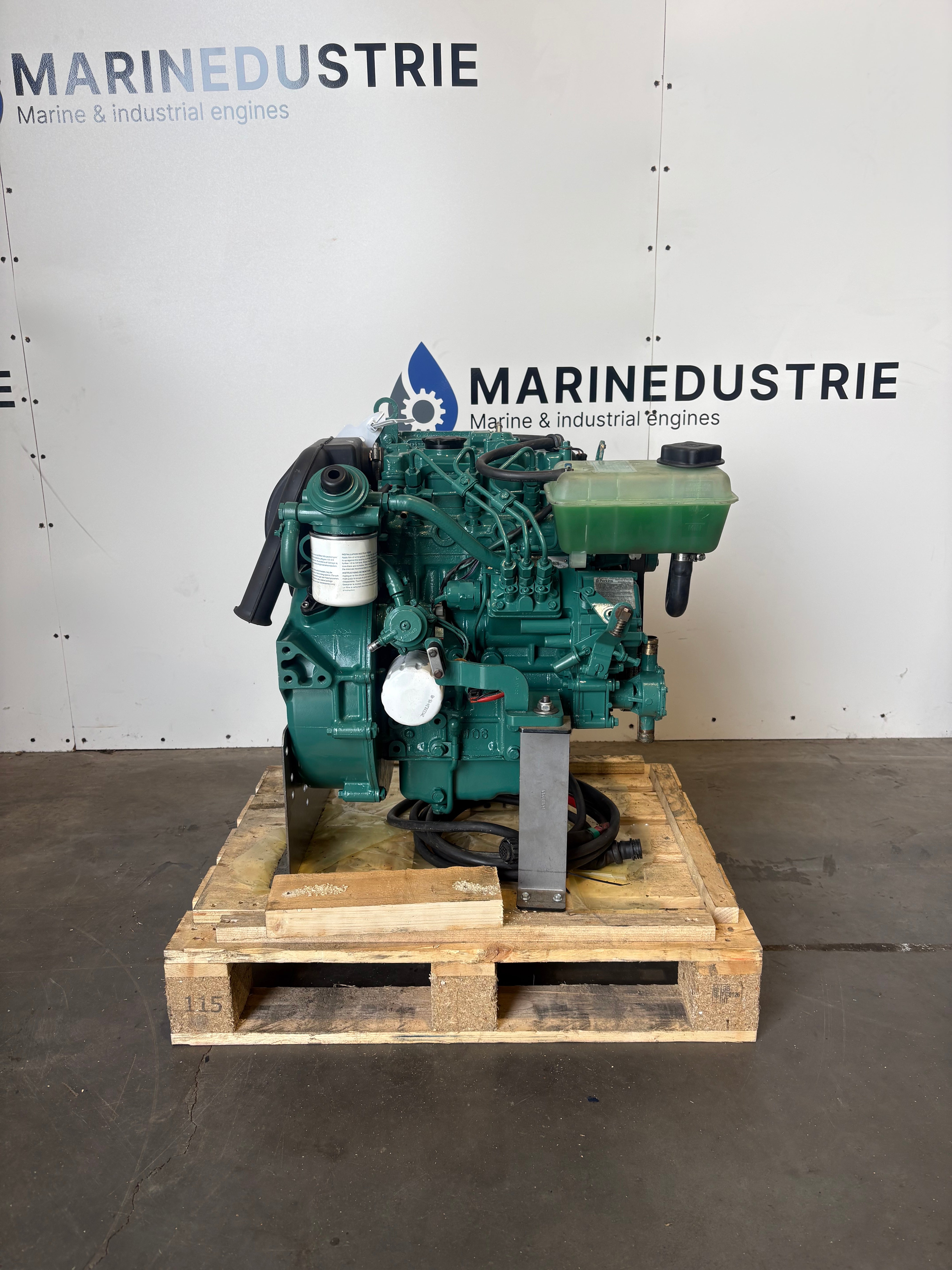 Volvo Penta D1-20 marine engine (Refurbished) – MarineDustrie