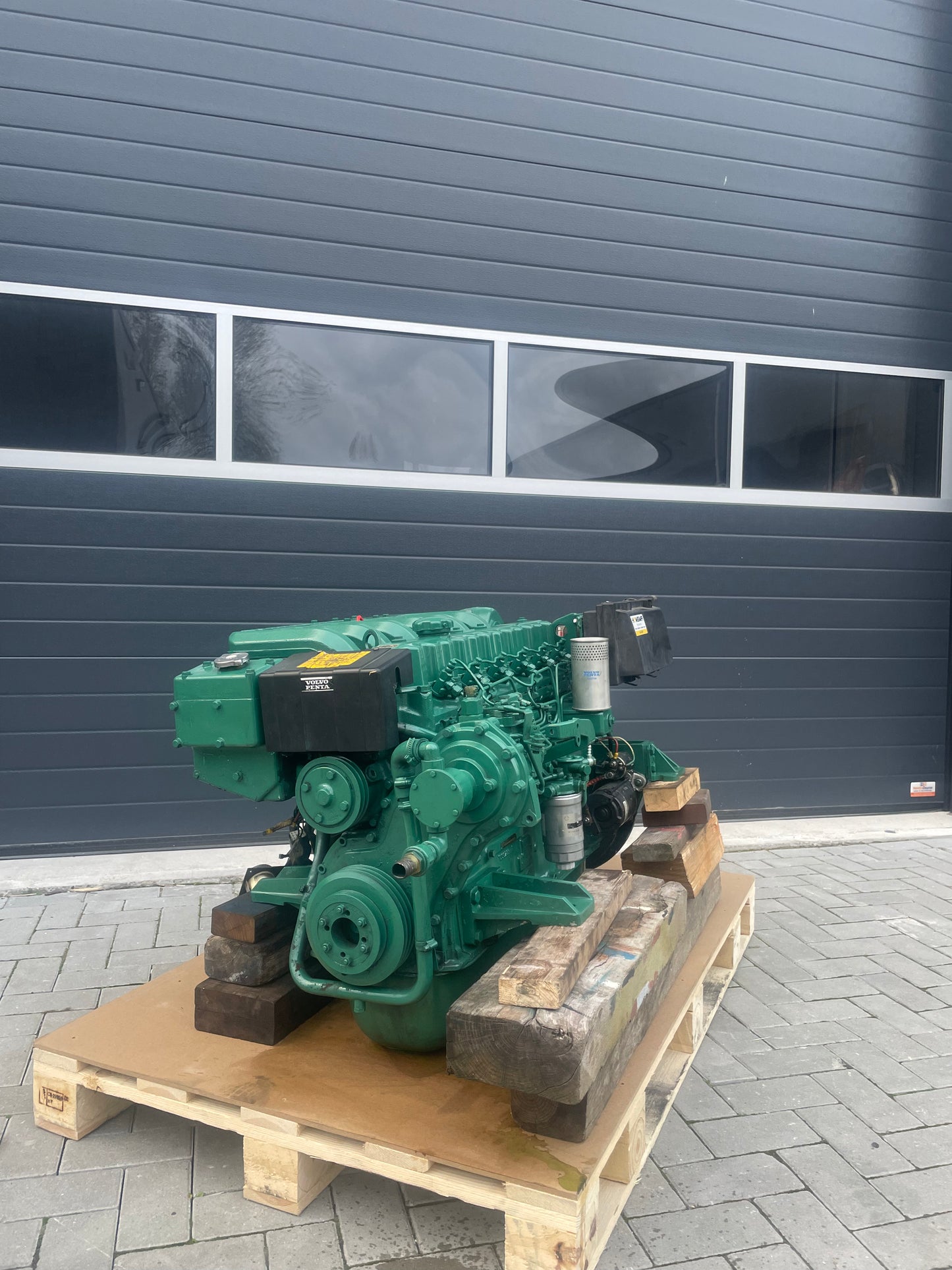 Volvo Penta MD40A – MarineDustrie
