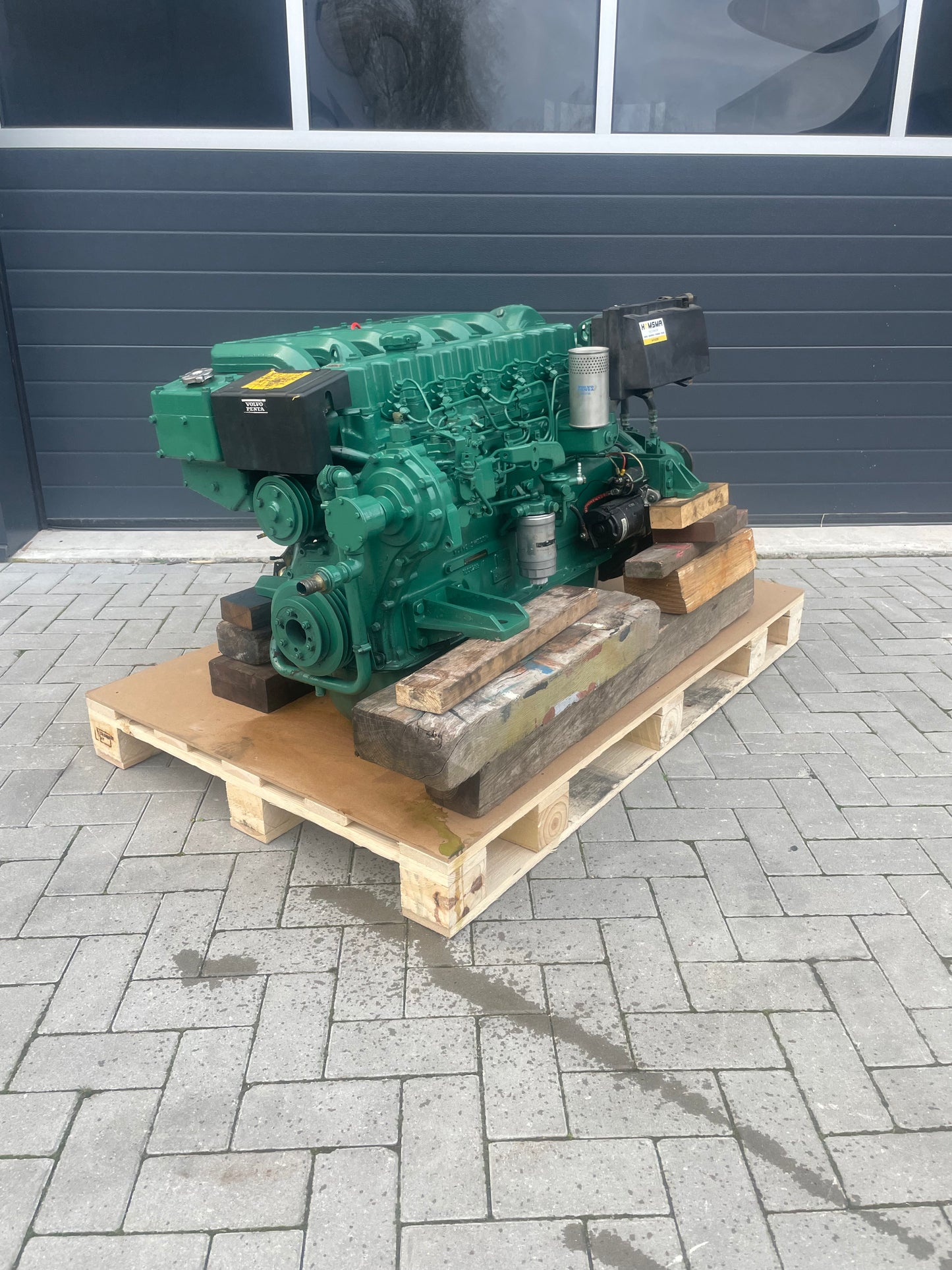 Volvo Penta MD40A – MarineDustrie